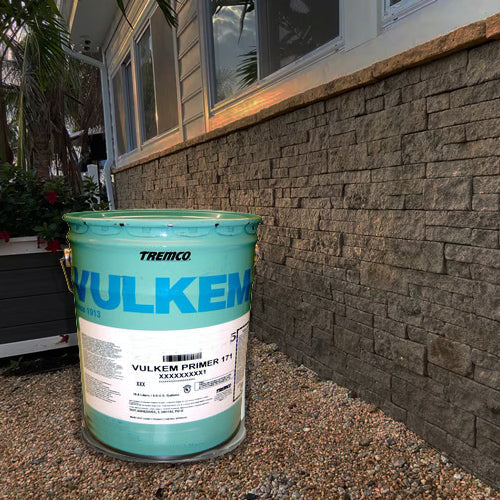 Vulkem 171 Primer for Evolve Stone - 1 quart — Material Warehouse